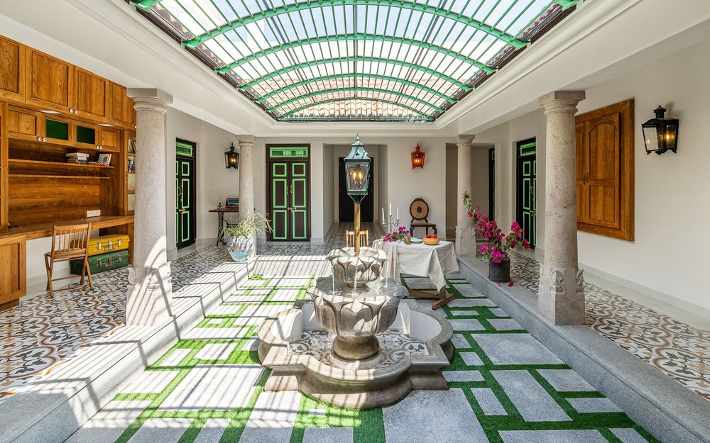 2023: 5 Courtyard Houses That Stand the Test of Time